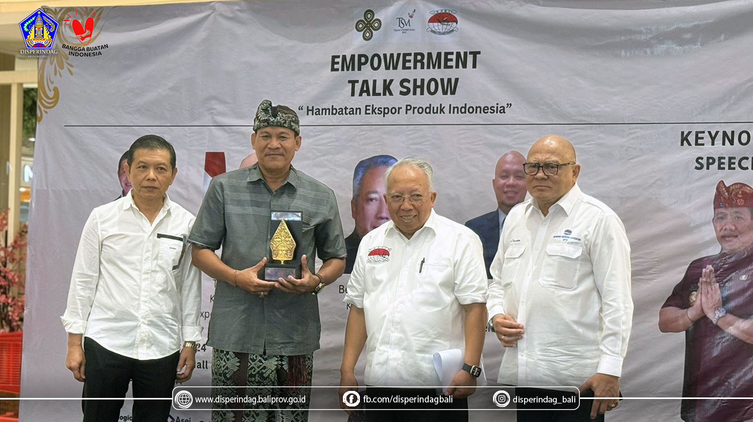 Pembukaan acara Empowerment Talk Show dengan tema “Hambatan Ekspor ...